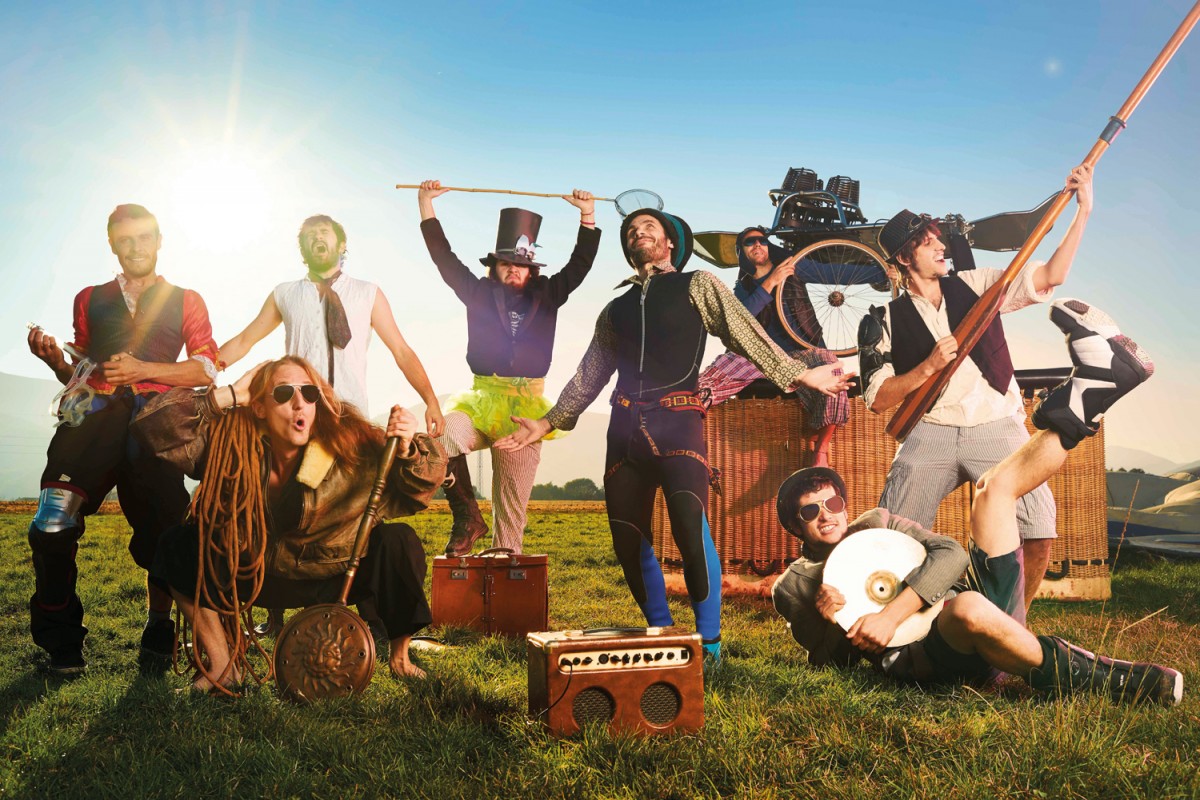 Hora de Joglar fa vibrar el present en un nou vídeo enregistrat en ...